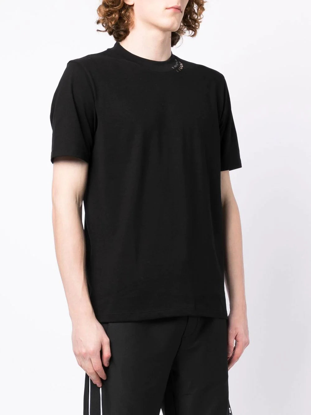 HUGO Split Logo T-Shirt Black – MAISONDEFASHION.COM